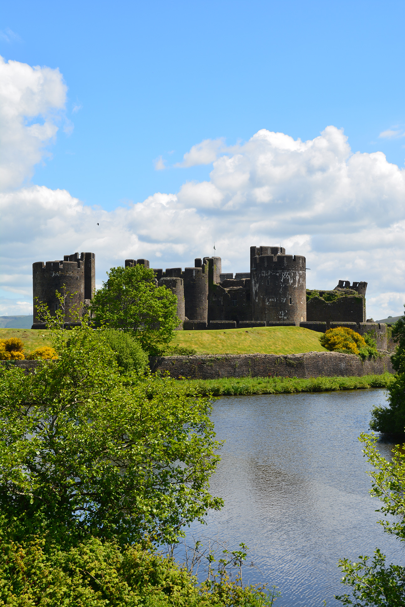 Great Castles - Gallery - Caerphilly Castle