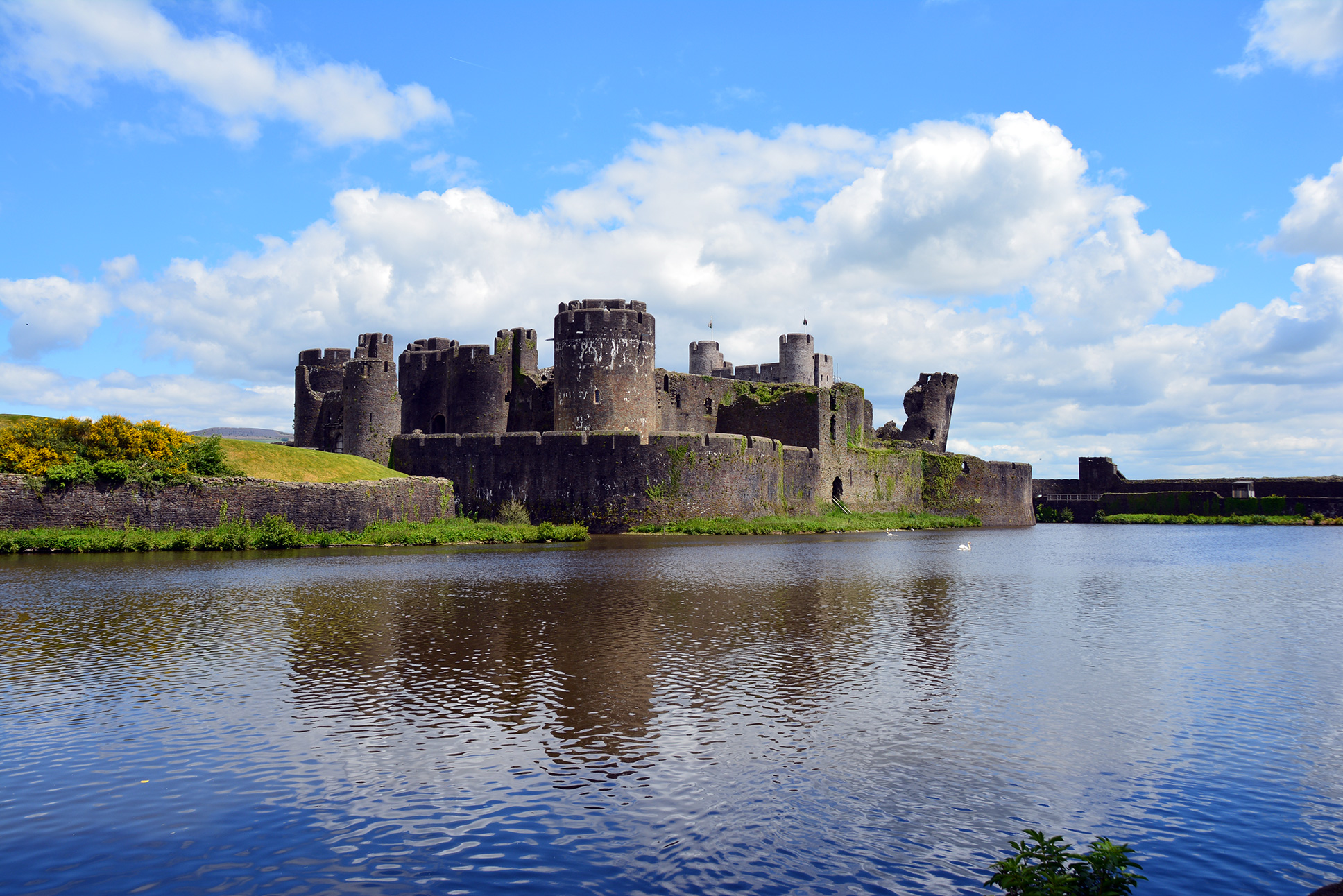 Great Castles - Gallery - Caerphilly Castle